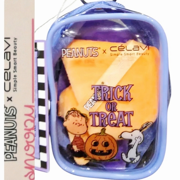 Celavi | Makeup | Celavi X Peanuts Trickortreat Puffs Wtravel Bag ...